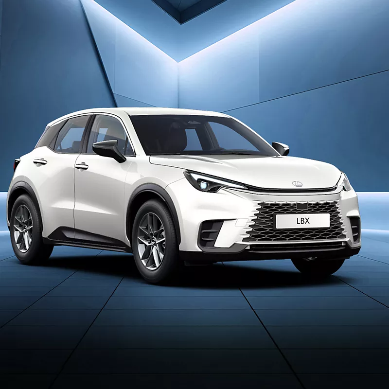 ZCELA NOVÝ LEXUS LBX | Auto Eder a.s.